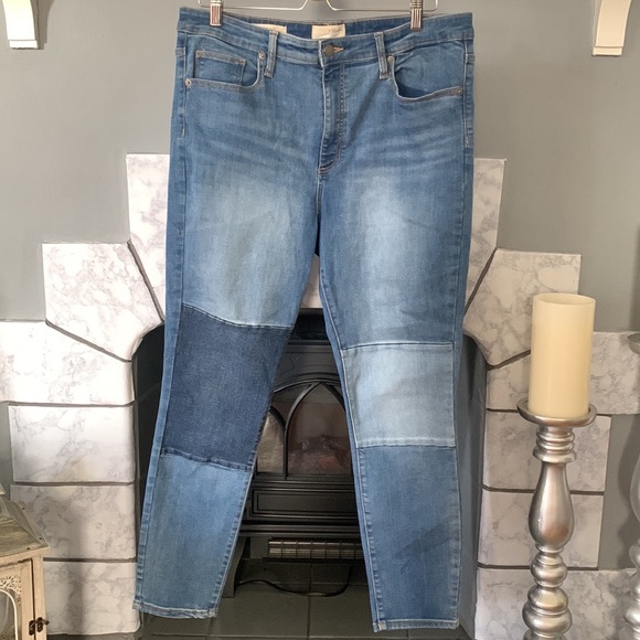 Universal Thread | Jeans | Universal Thread Jeans | Poshmark